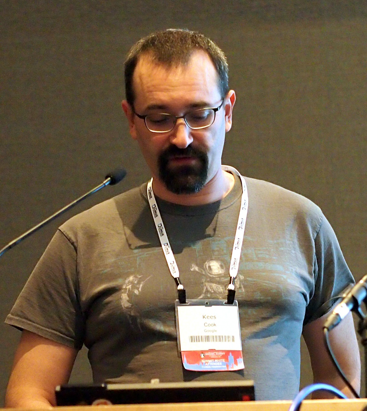Kees Cook at the 2013 Kernel Summit [LWN.net]