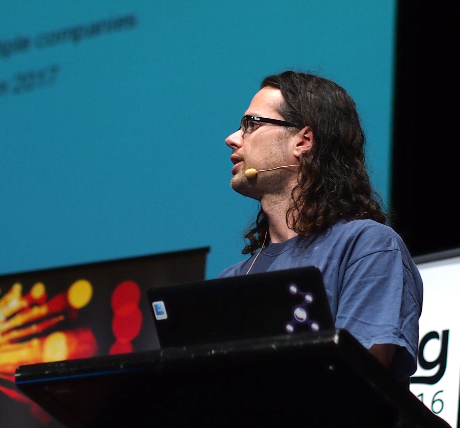 Matthew Wilcox at linux.conf.au 2016 [LWN.net]