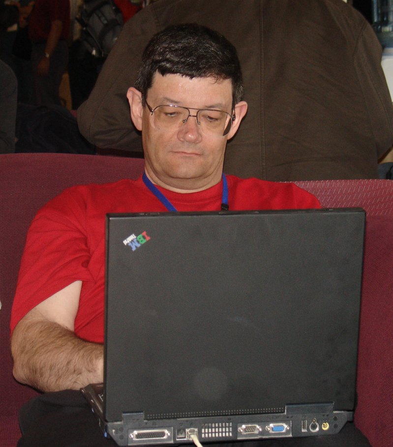 Andrew Morton at linux.conf.au [LWN.net]